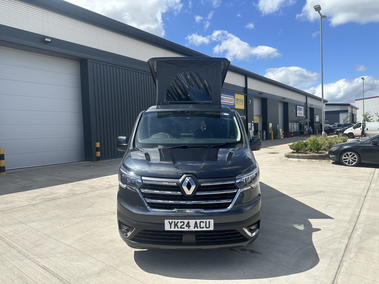 Renault Trafic Pop Tops: Limited-Time Offer On Pop Tops
